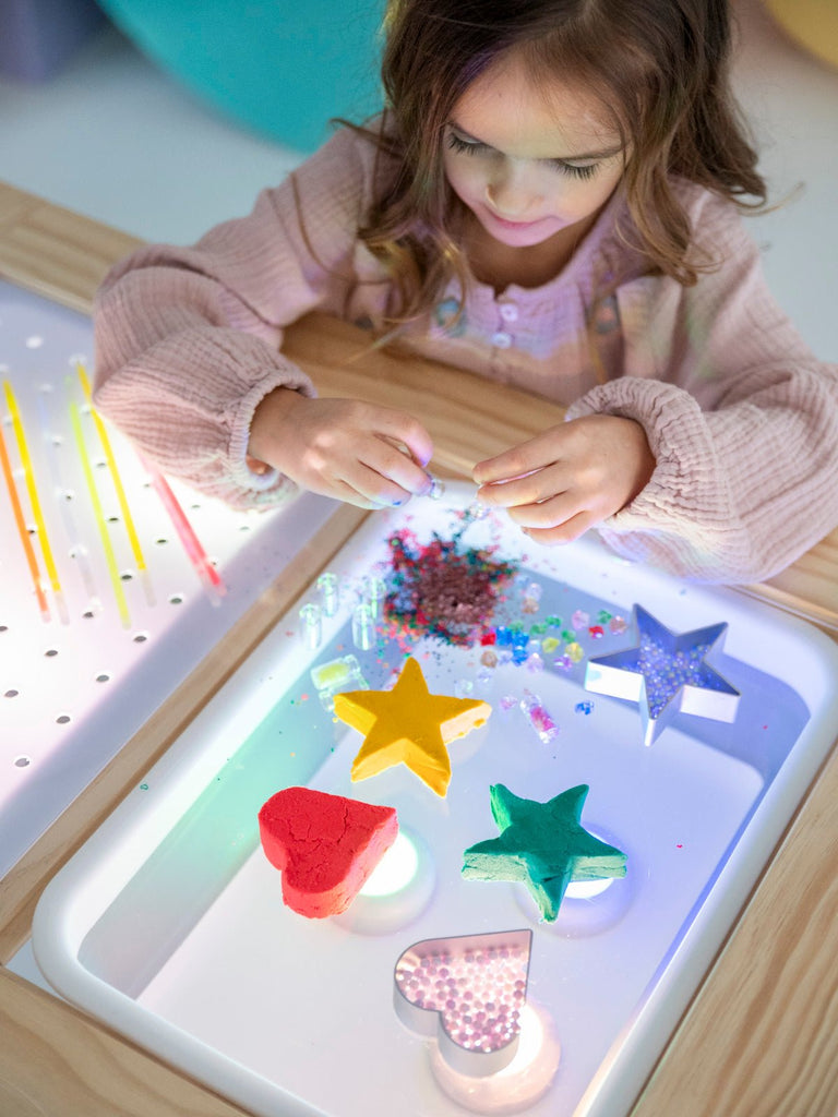 Meka Sensory Play